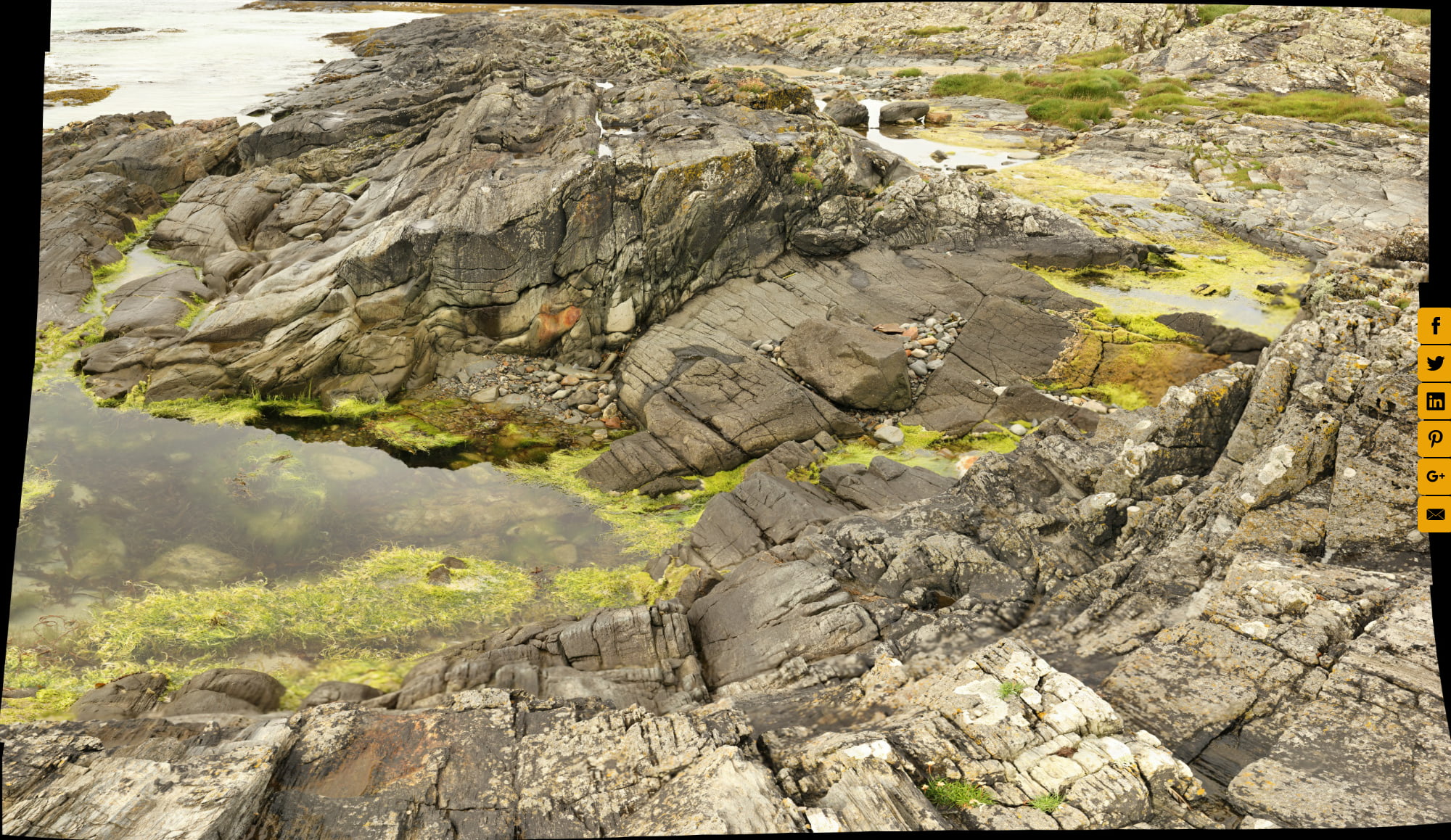 Dike cross-cutting Colonsay Group meta-sediments, Machir Beach, Islay ...