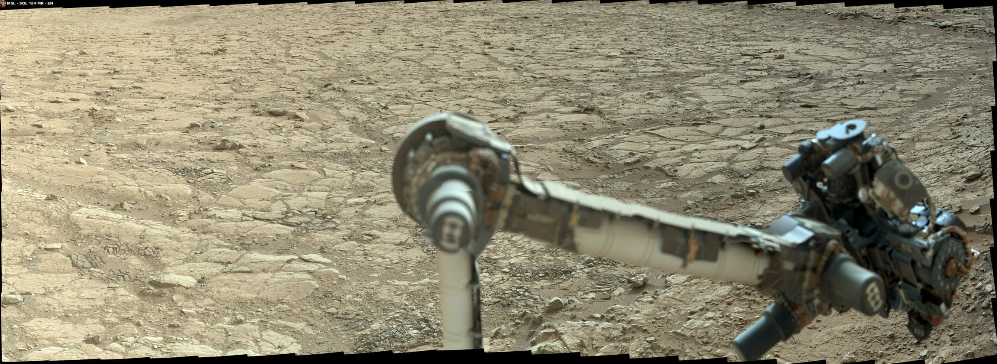 MSL SOL 184 MR (EN) Wreckage, Writing + Remains - ArtAlienTV-Gigapans