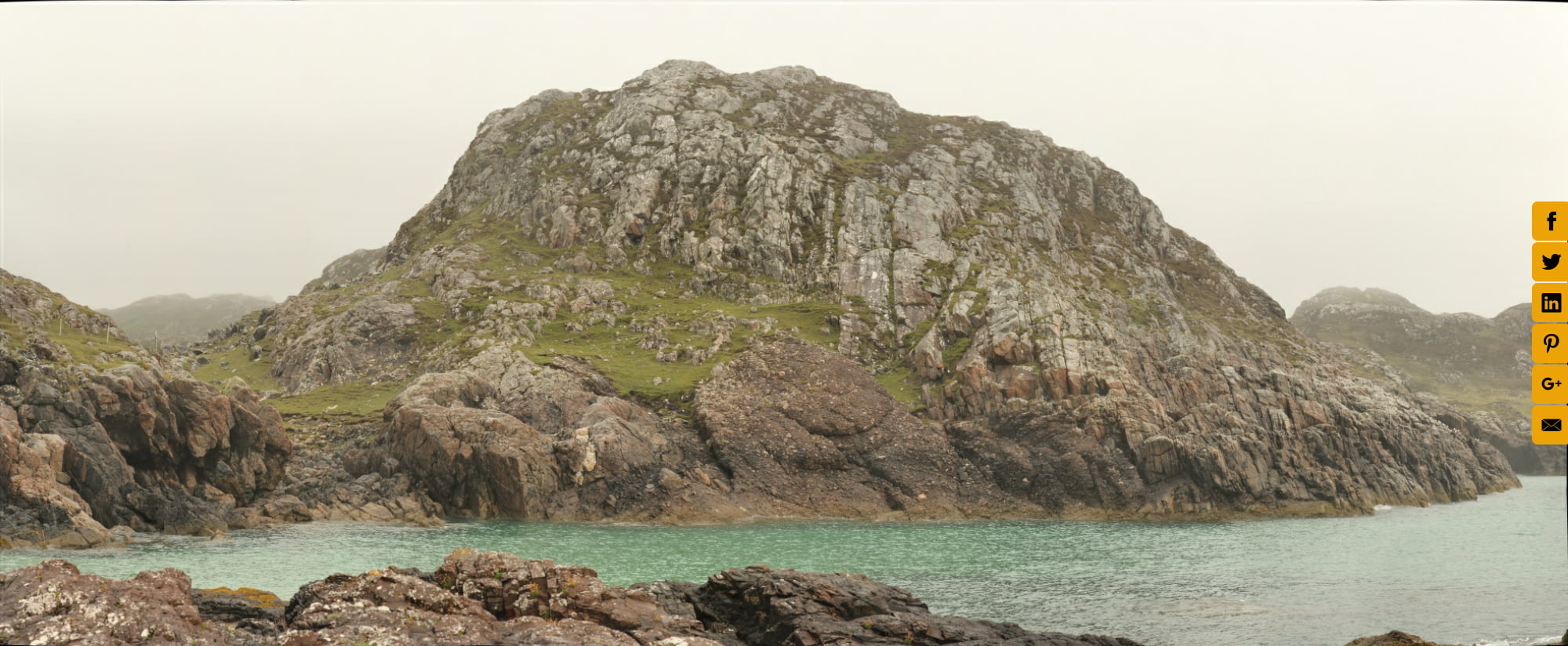 Paleovalley in the Stoer Group / Lewisian Gneiss unconformity surface.