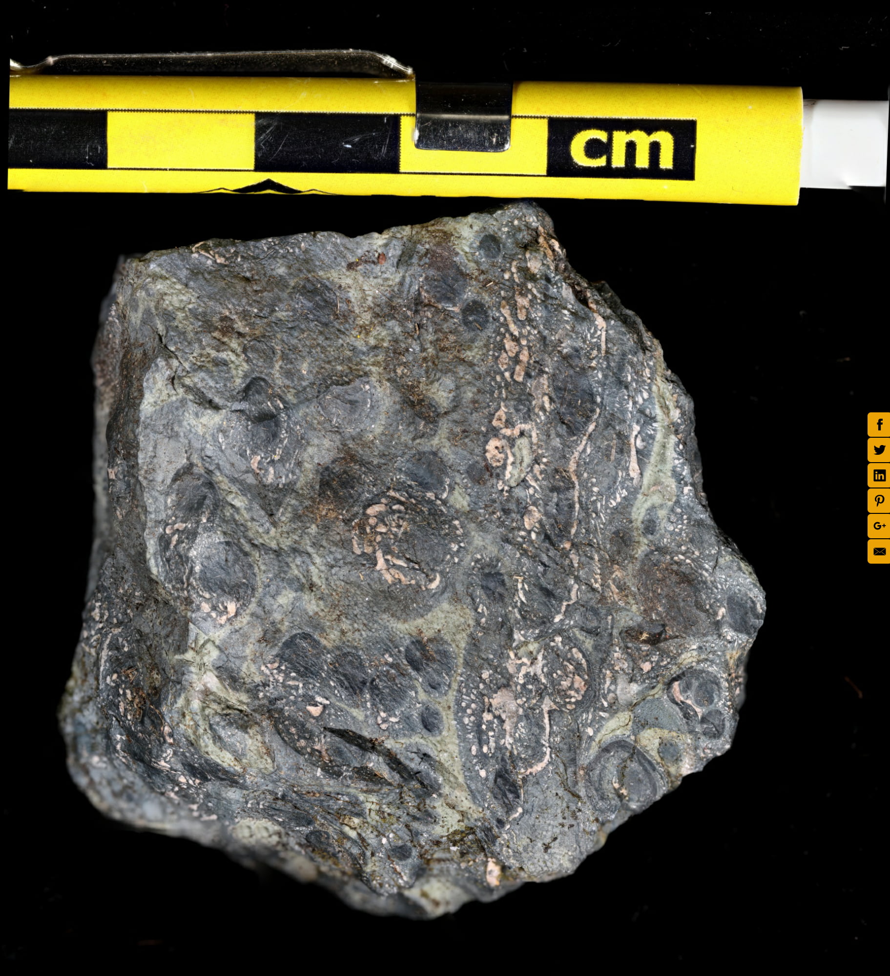 Spherulitic felsite, Shetland