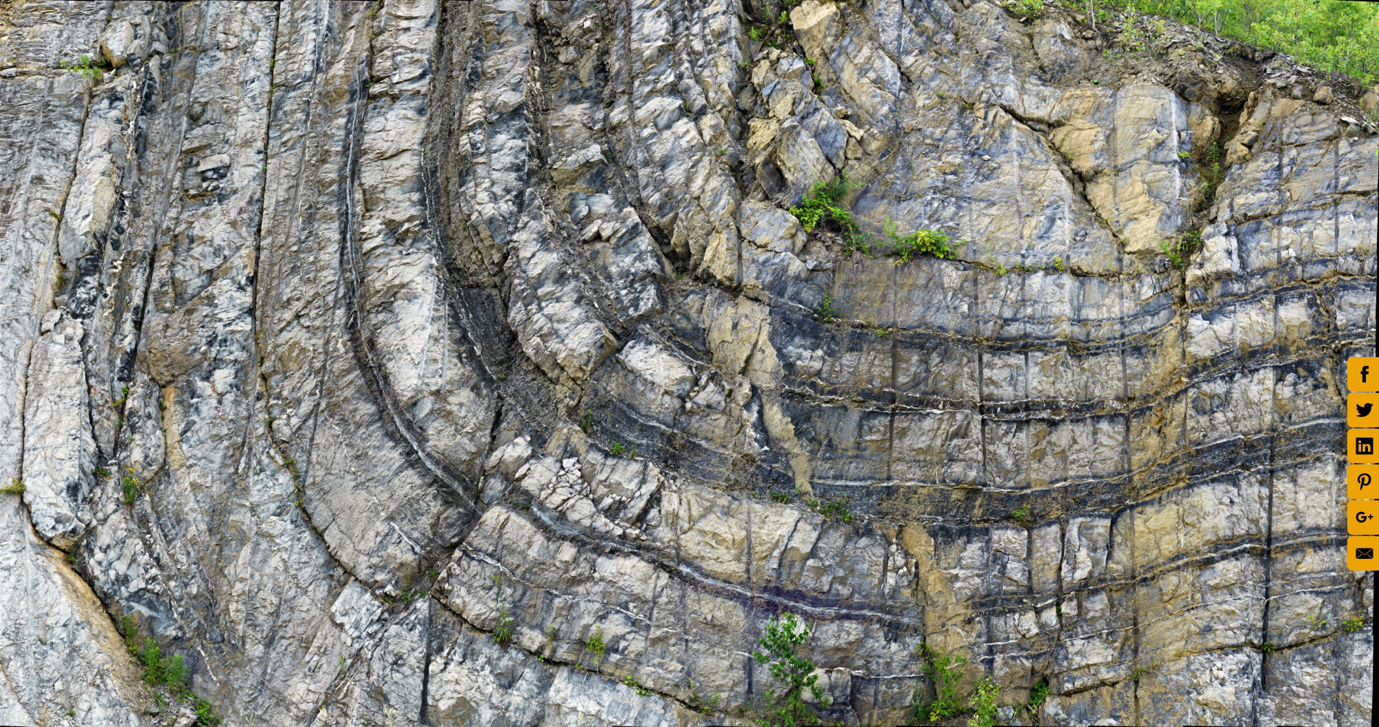 Detail of Western Fold in the Large Rt 279 Outcrop, Bennington, Vermont ...